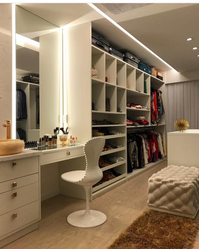 GUARDA ROUPA EMBUTIDO → de Casal, Solteiro, na Parede, c/ Berço